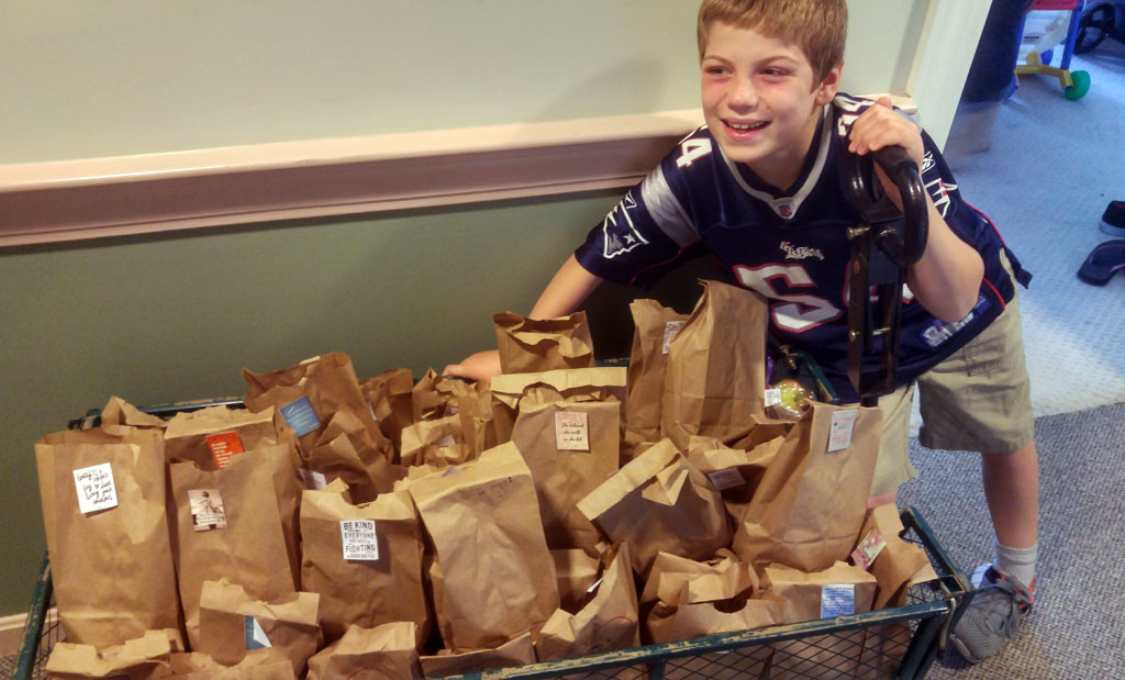 Mission of feeding homeless Lunches of Love leads Liam Hannon, 12, to ...