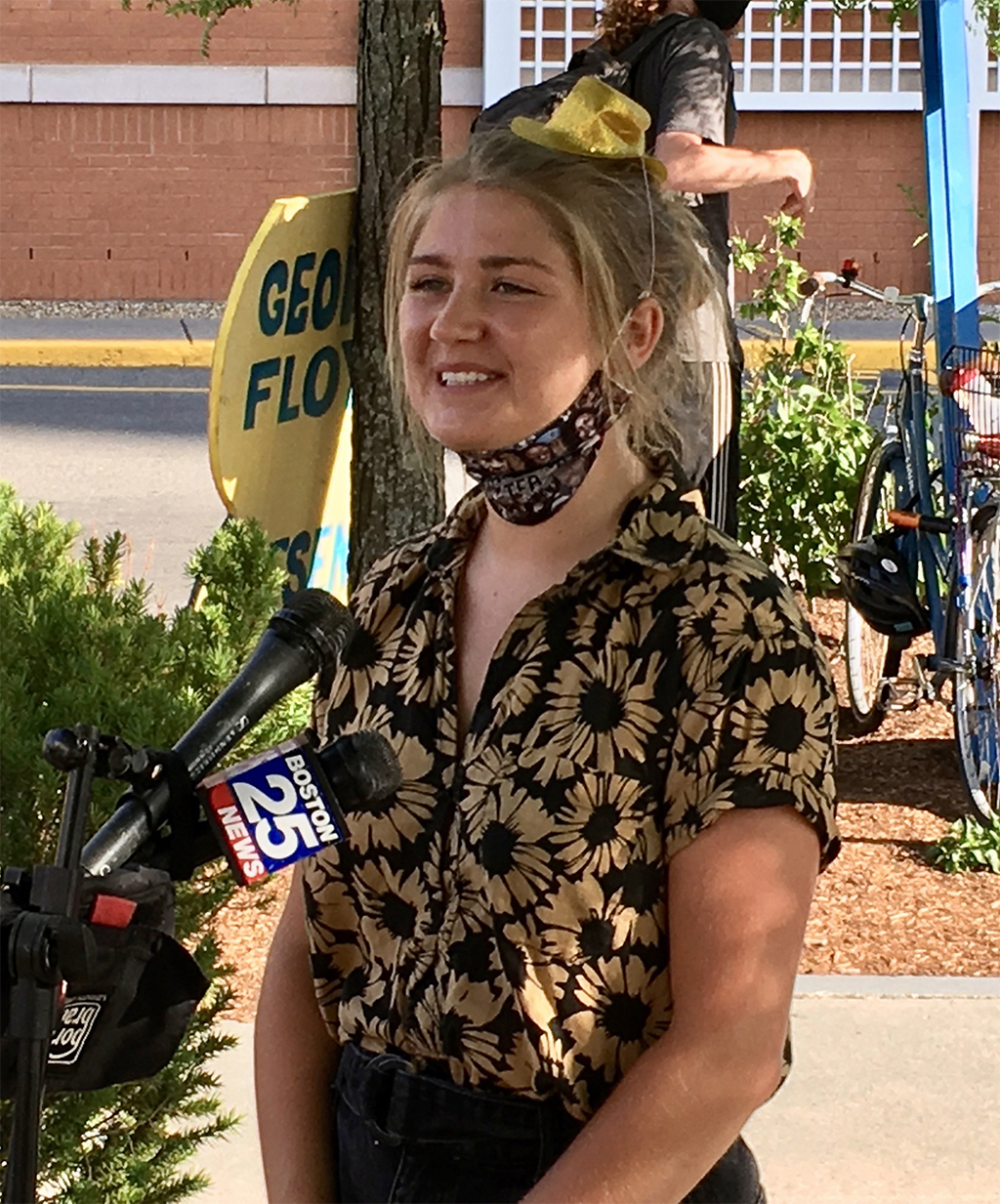 Whole Foods Black Lives Matter protests grow as workers calling out ...