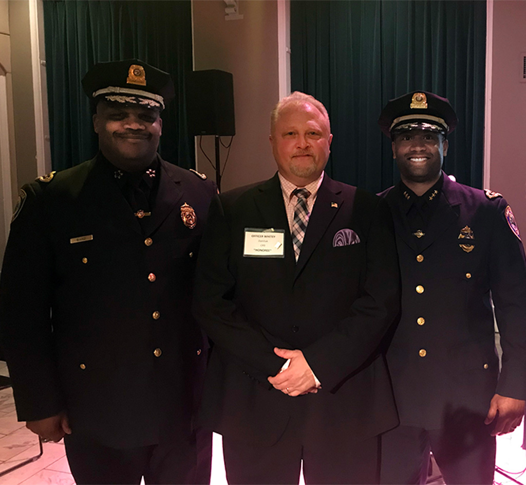 Veteran police officer is charged with DUI following crash with three ...