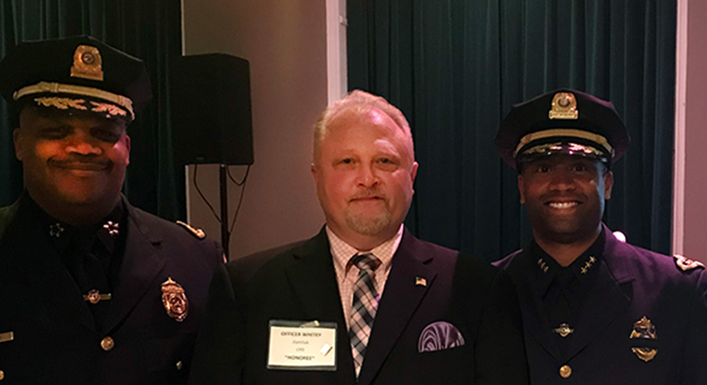 Veteran police officer is charged with DUI following crash with three ...