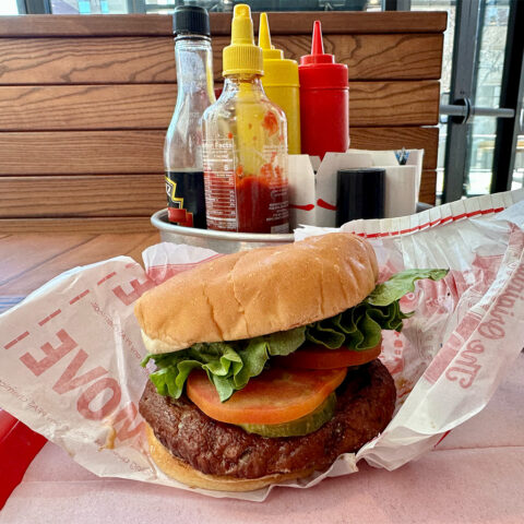 Turkey burgers and pool at Tasty Burger - Cambridge Day
