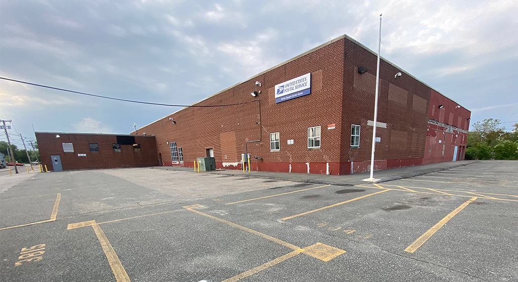 Relocating postal annex strains mail carriers while clearing the way ...