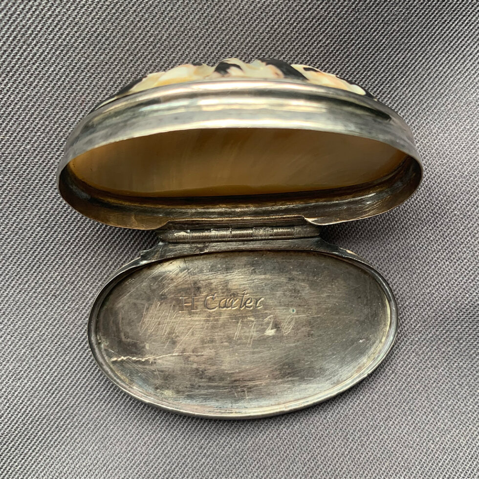 Snuff boxes can be more than evidence of a fad: Symbol of colonialism ...