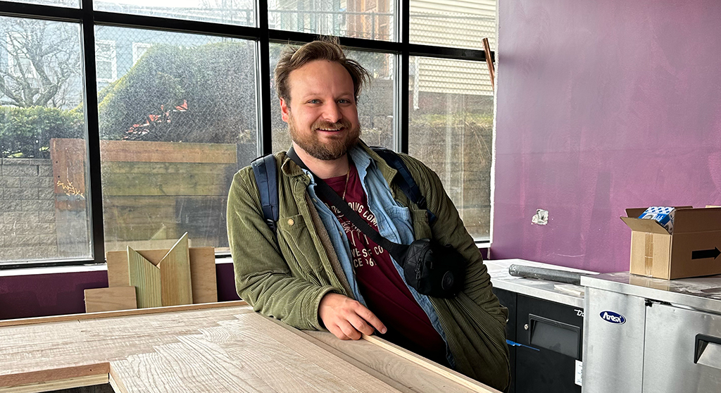 Ryan Howe readies a roost for Duck Duck Goofs with comedy, song, food ...