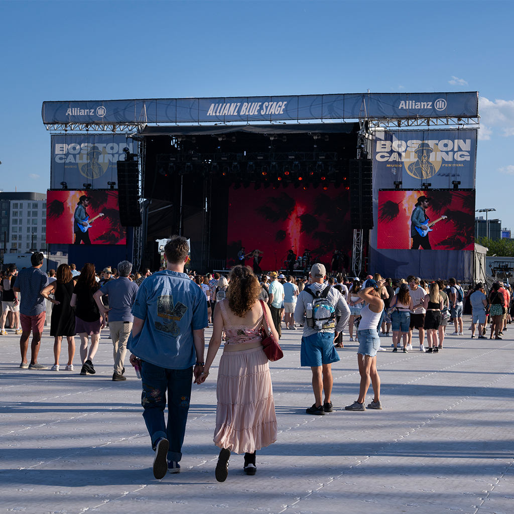 Boston Calling 2024’s Day 1: Madi Diaz looks homeward and Reneé Rapp ...