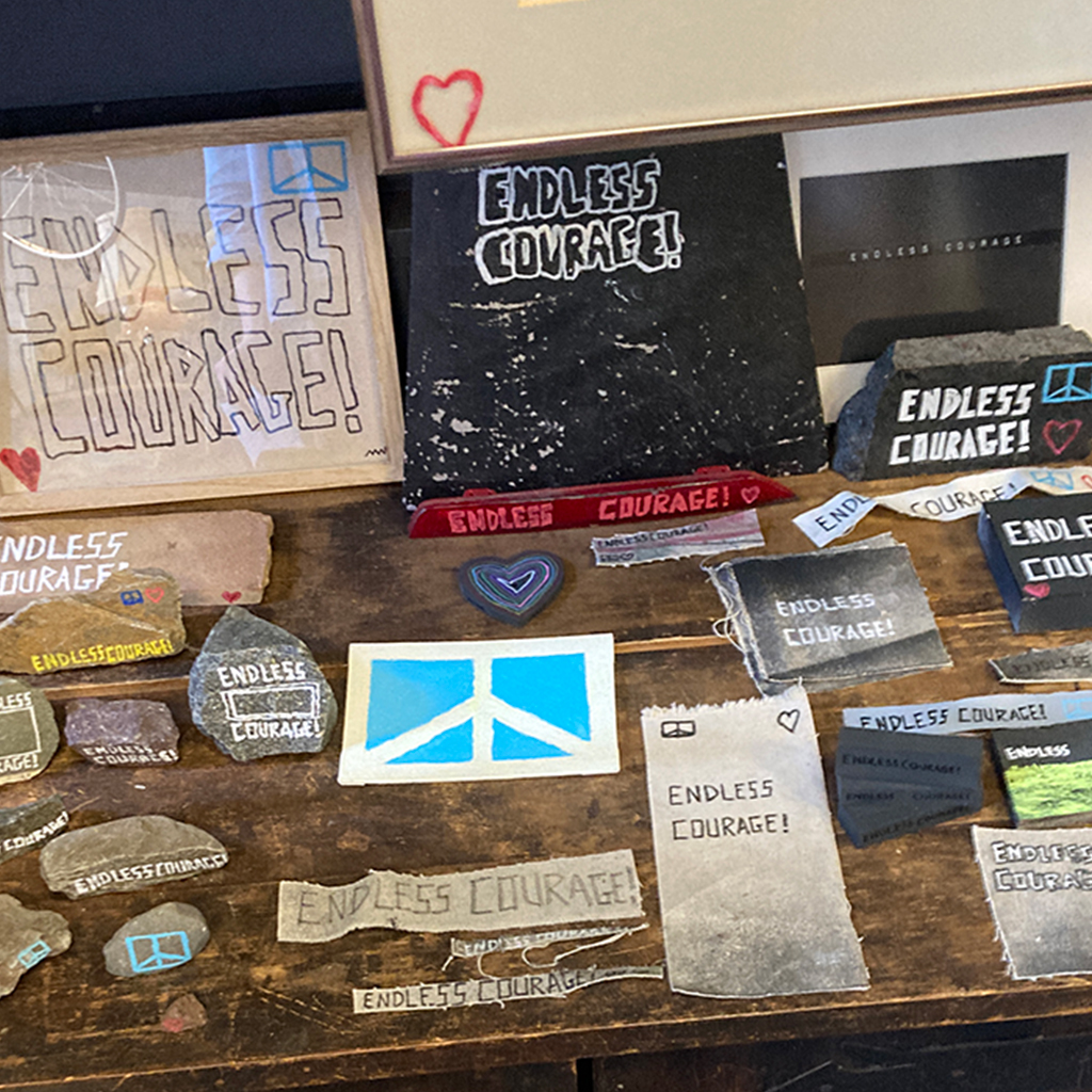 Artists take over vintage shop in Porter Square during its final days ...