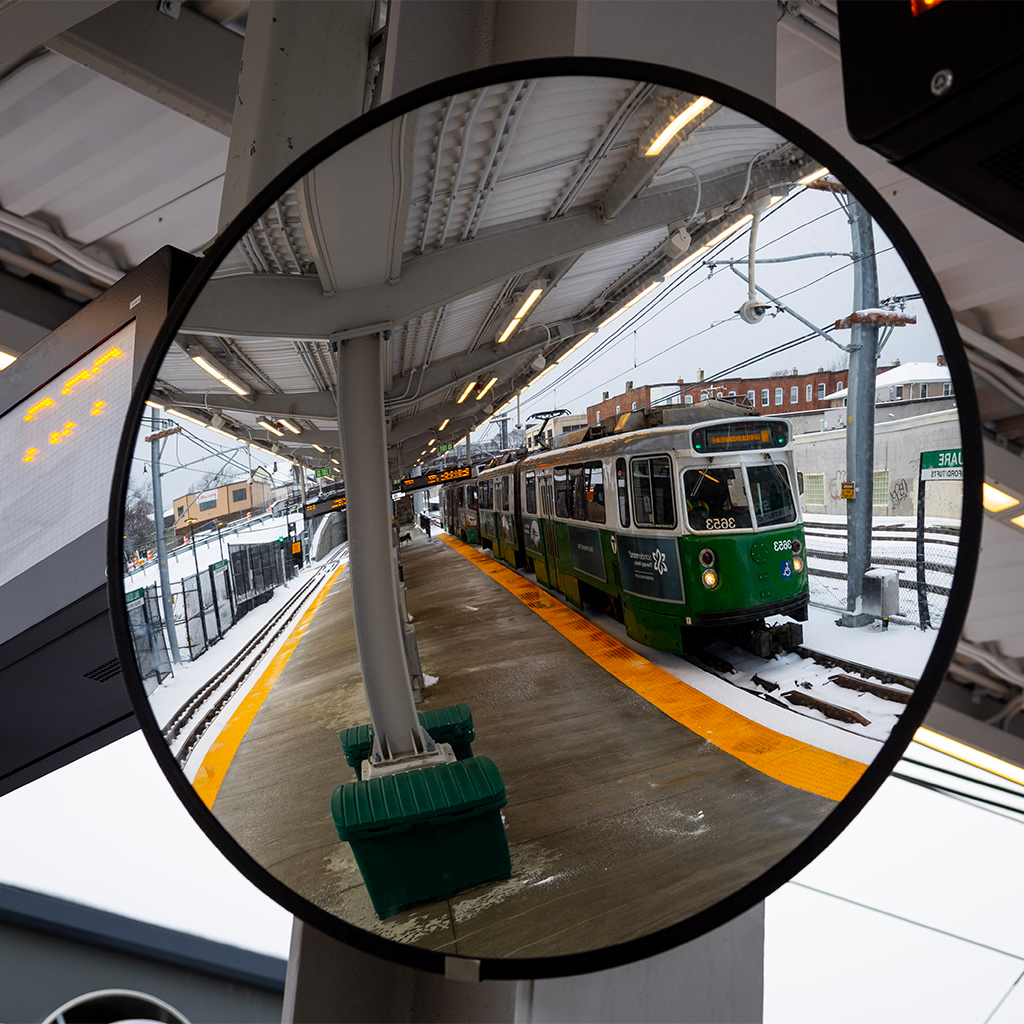 Unreliability is a drag on value of the green line finally coming to ...