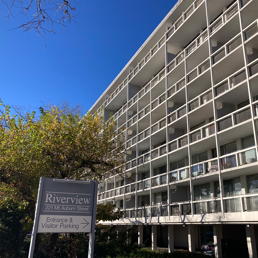 Residents are asked to evacuate luxury condos along the Charles after ...