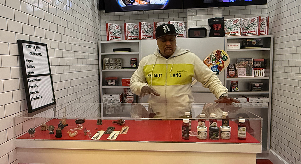 As cannabis shops begin to come down from high, buffer zones and social ...