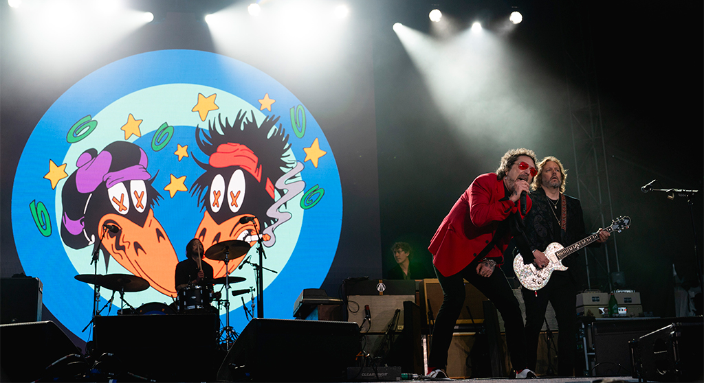 Boston Calling 2025’s Day 2: TikTok phenoms, faint folk, generic ...