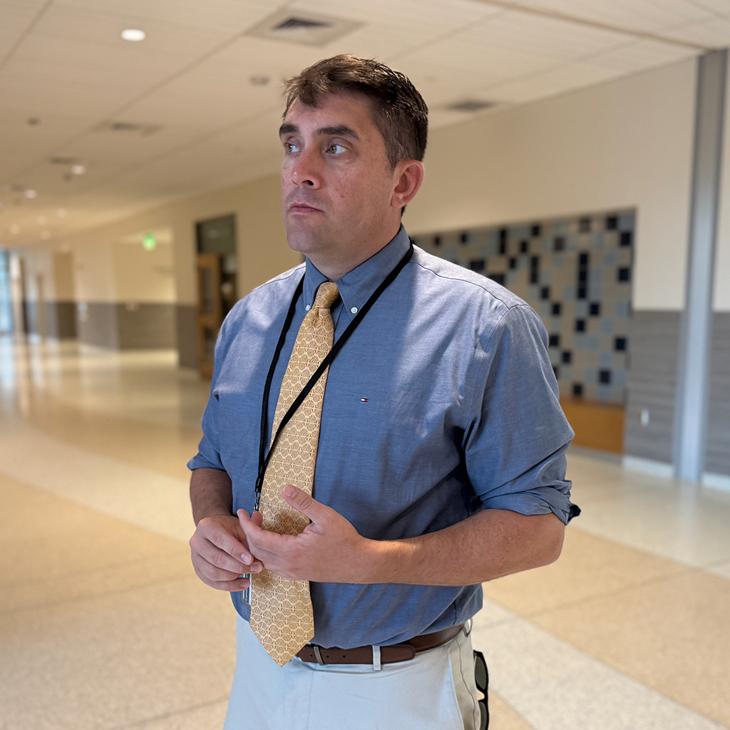 Superintendent finalists take committee queries in final public session ...