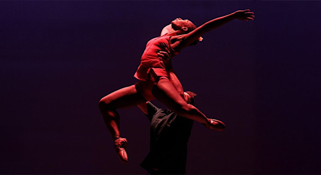 'Where the Power Lies' pieces stage the dynamics from the America of ...